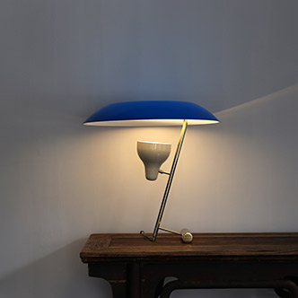 mod.548[on the shore]