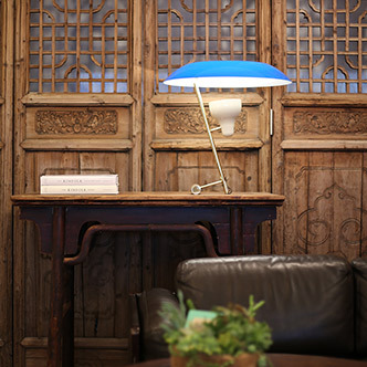 mod.548[on the shore]